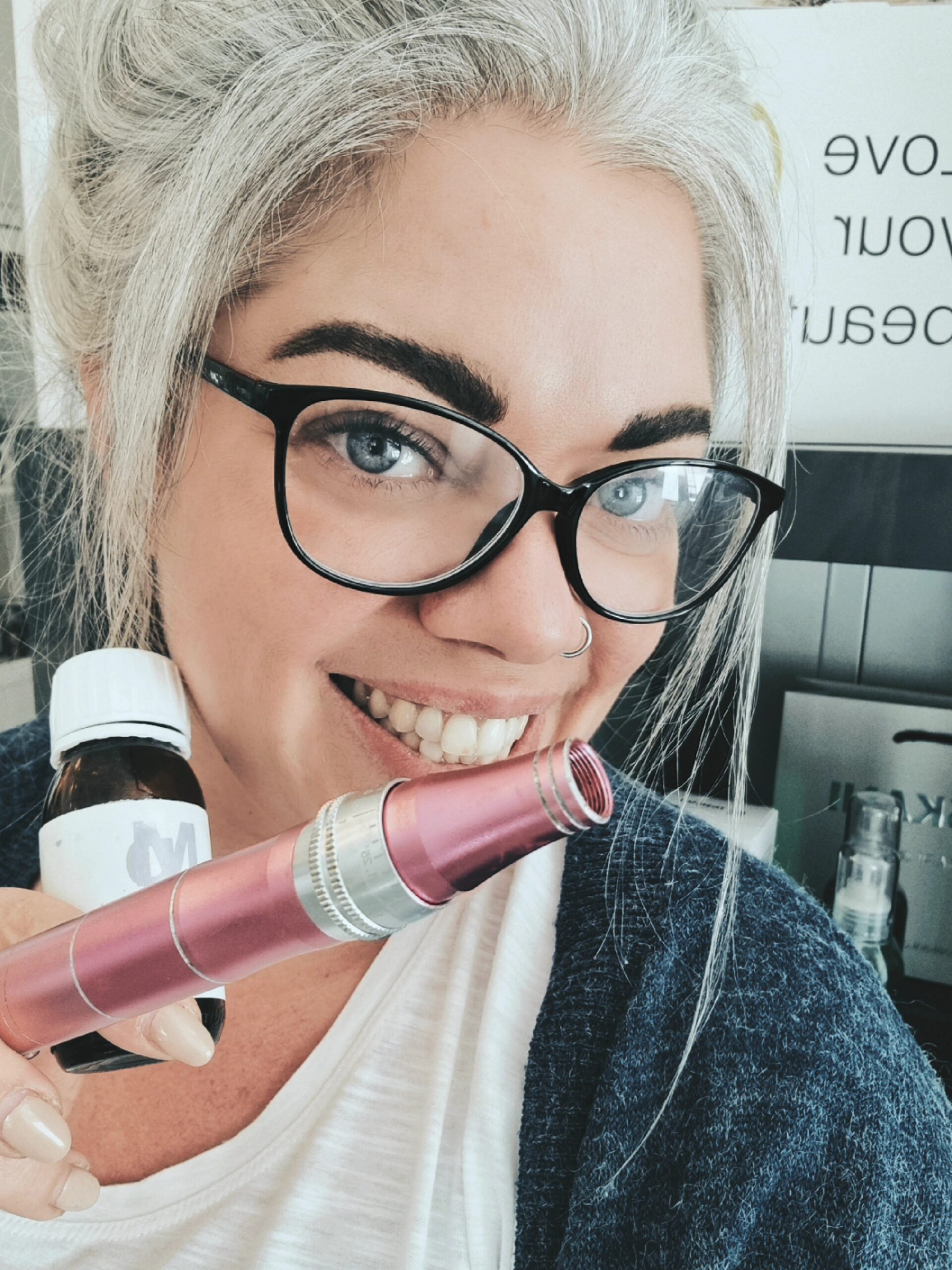 OKTOBER ANGEBOT - Dermalounge, 1100 Wien